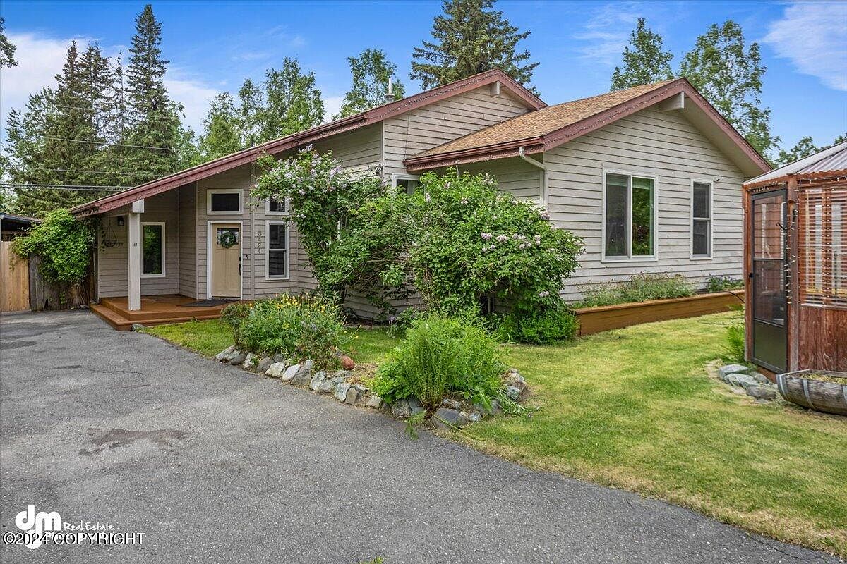 3424 Robin St, Anchorage, AK 99504 | Zillow