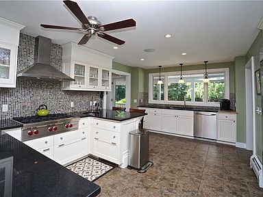 50 Intrepid Ln, Jamestown, RI 02835 | Zillow