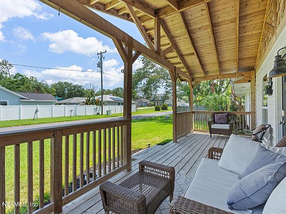 911 17TH Street N, Jacksonville Beach, FL 32250 | MLS #2028454 | Zillow