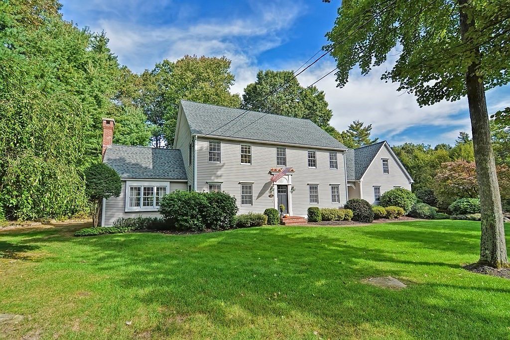 31 Homeward Ln, Walpole, MA 02081 | Zillow