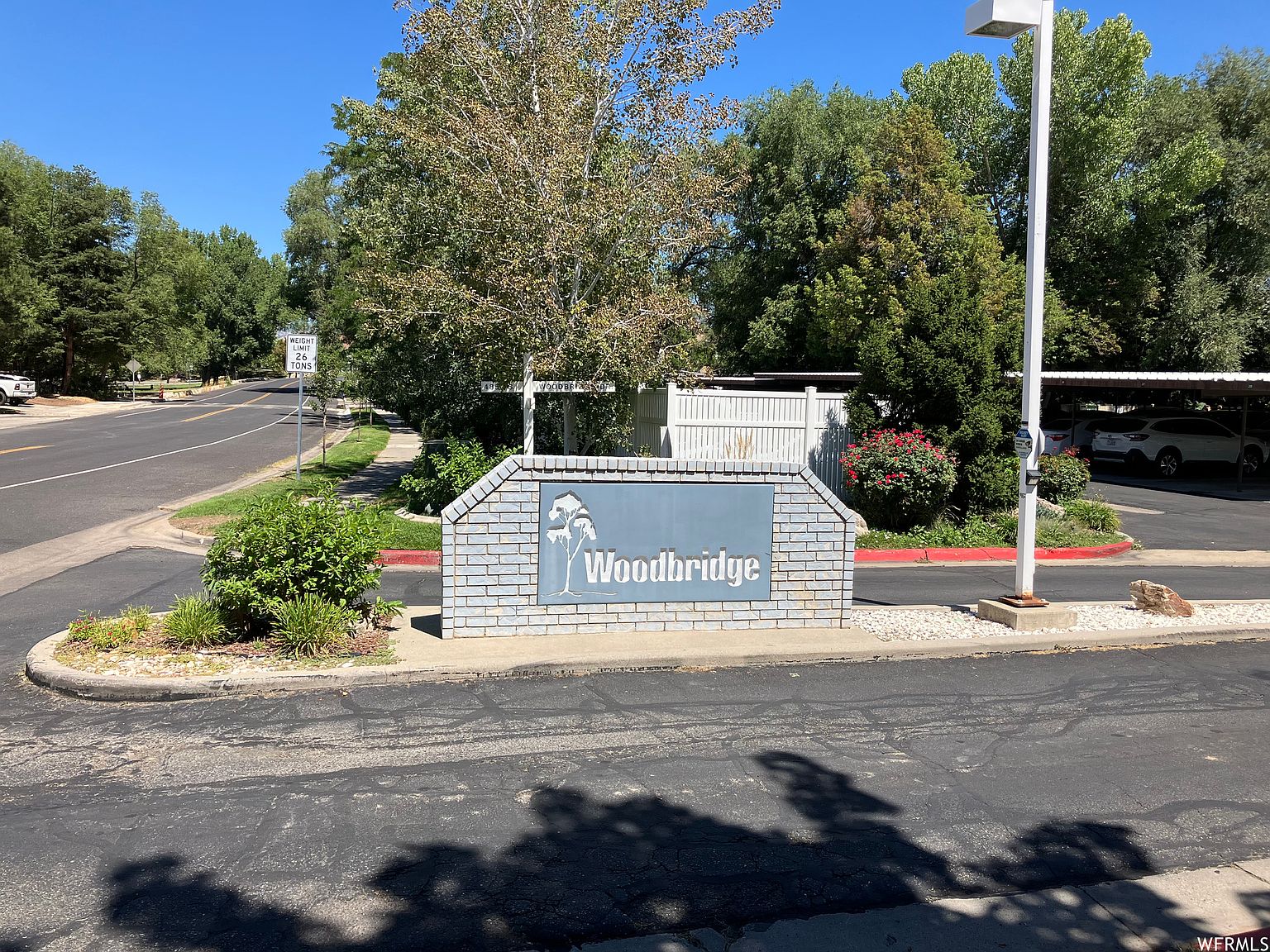 4884 S 1690 E, Holladay, UT 84117 | MLS #1887500 | Zillow