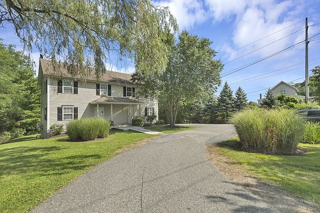 352 Carter Ave #1, Newburgh, NY 12550 | Zillow