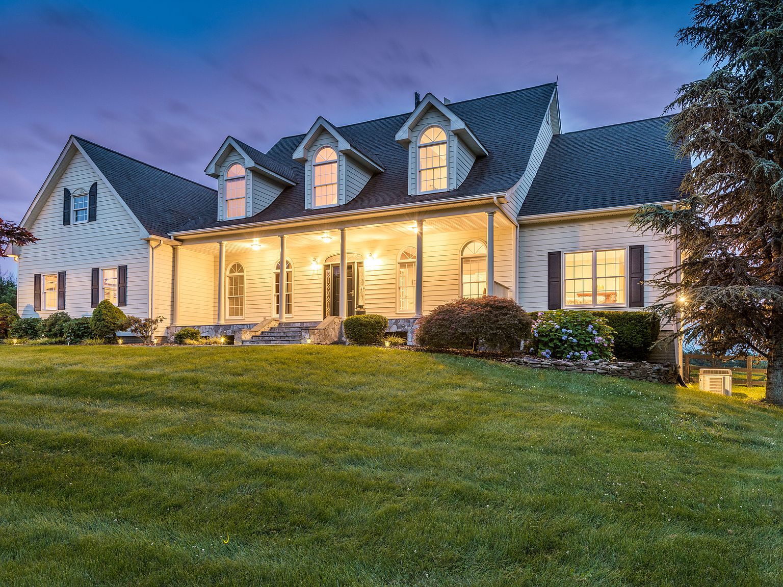38077 Hughesville Rd, Purcellville, VA 20132 | Zillow