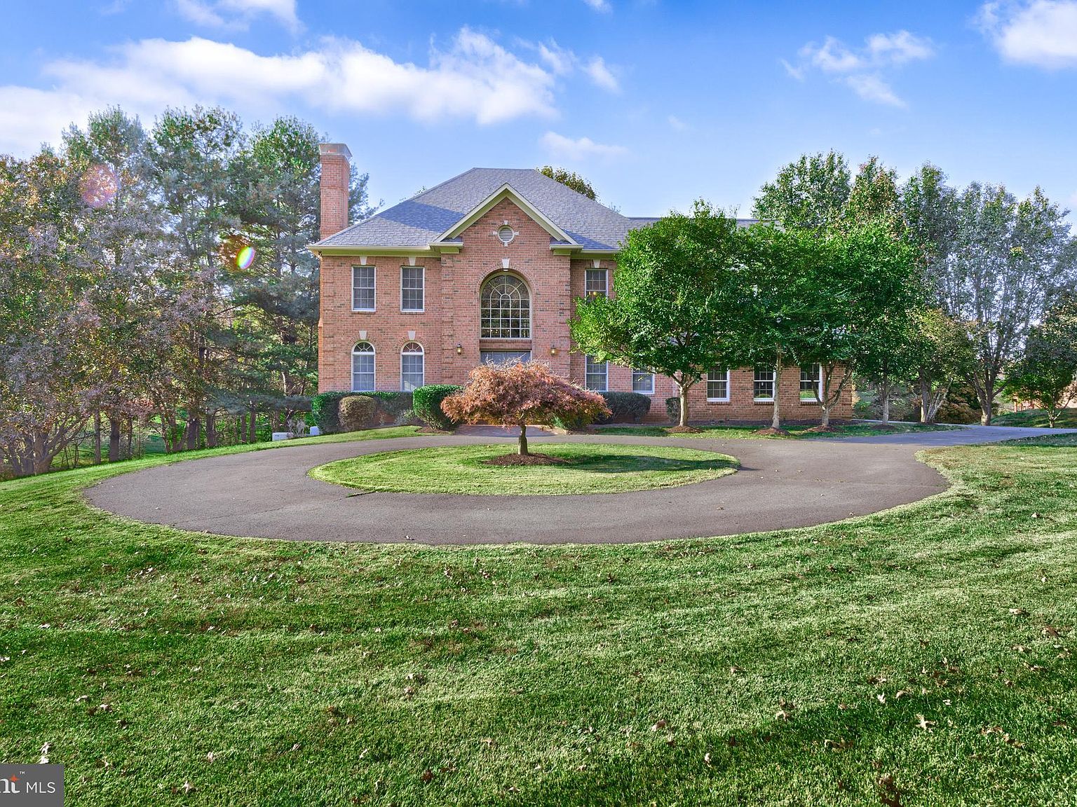 1006 Springvale Rd, Great Falls, VA 22066 | Zillow
