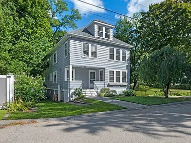 46 Chestnut St Stoneham MA | Zillow