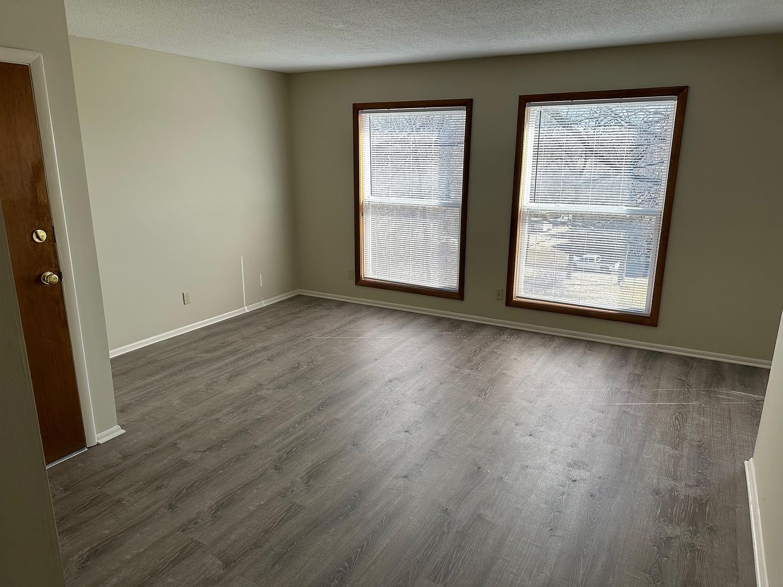 4514 NW Greystone Ct #D, Riverside, MO 64150 | Zillow