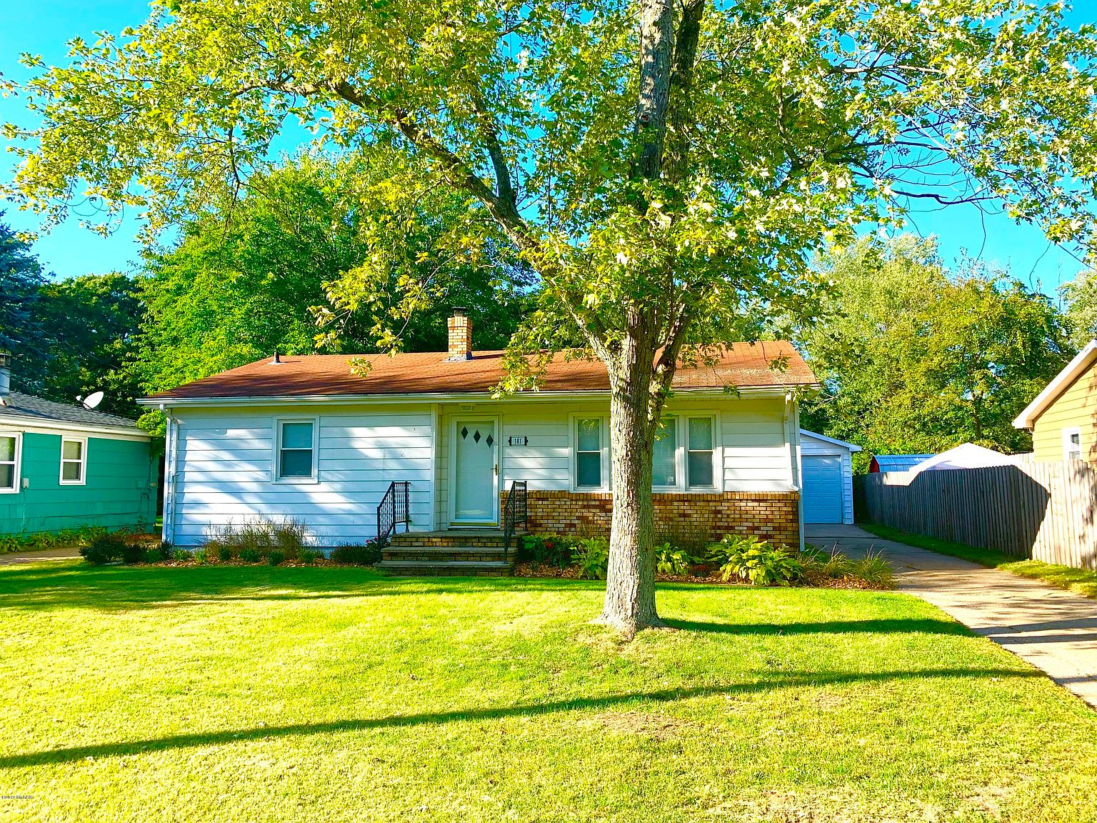 181 Messner Dr, Benton Harbor, MI 49022 | Zillow