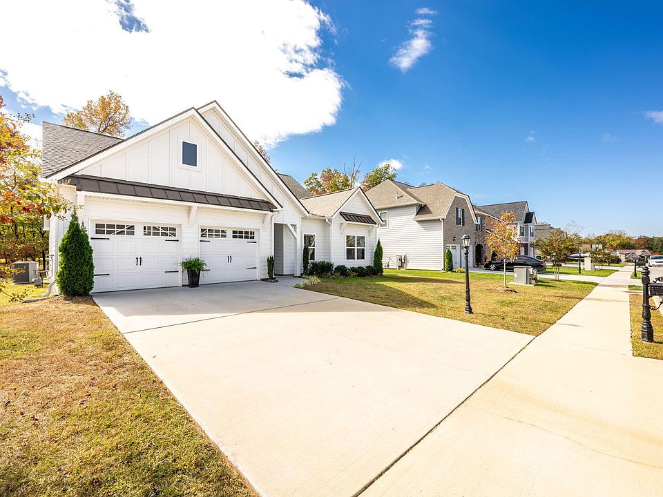 6537 Satjanon Dr, Ooltewah, TN 37363 | Zillow