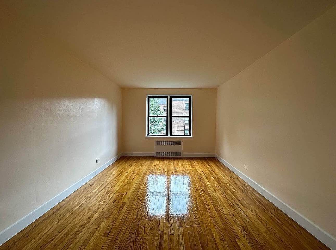 83-35 116th St APT 2A, Richmond Hill, NY 11418 | Zillow