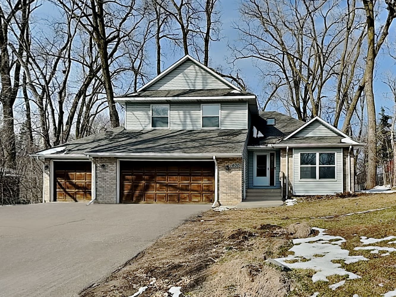 400 Cimarron Rd, Apple Valley, MN 55124 | Zillow