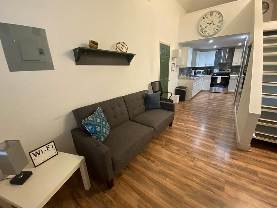 1014 W Beacon Rd, Lakeland, FL 33803 | Zillow