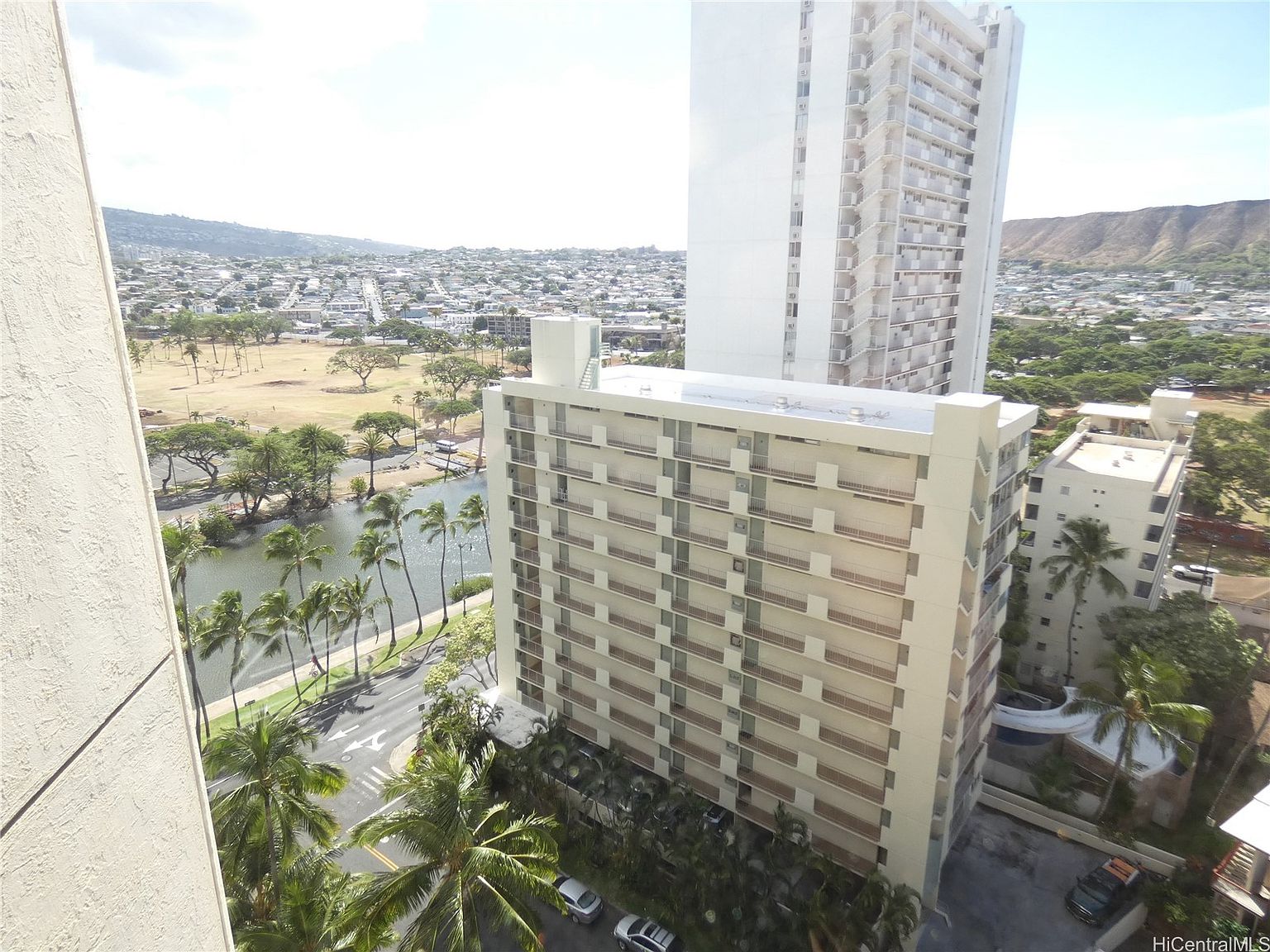 300 Wai Nani Way #II1617, Honolulu, HI 96815 | MLS #202524901 | Zillow