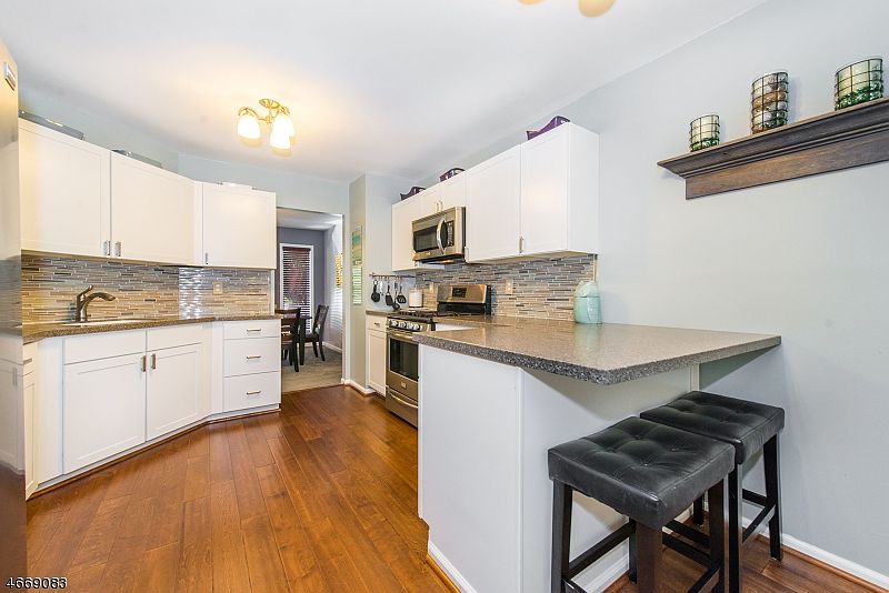 54 Jesse Ct, Montville, NJ 07045 | Zillow