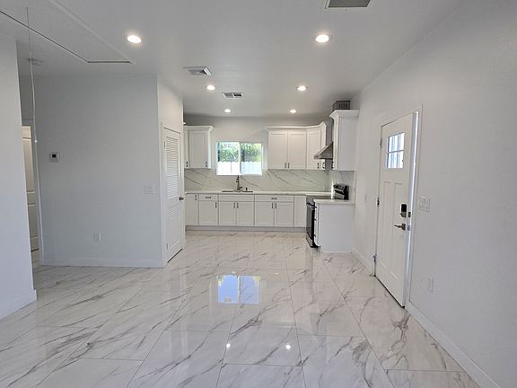 9325 Vons Dr, Garden Grove, CA 92841 | Zillow