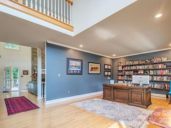 14 Huntington Chase Dr, Asheville, NC 28805 | Zillow