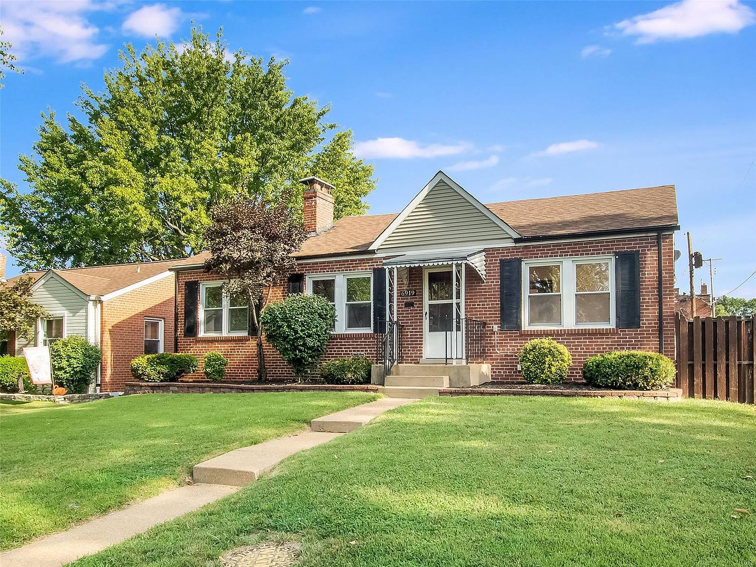 6919 Plainview Ave, Saint Louis, MO 63109 | Zillow