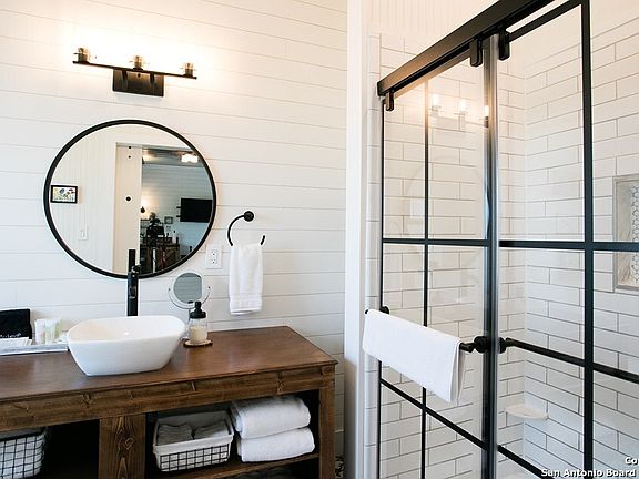 871 Old Harper Rd, Fredericksburg, TX 78624 | MLS #1817109 | Zillow