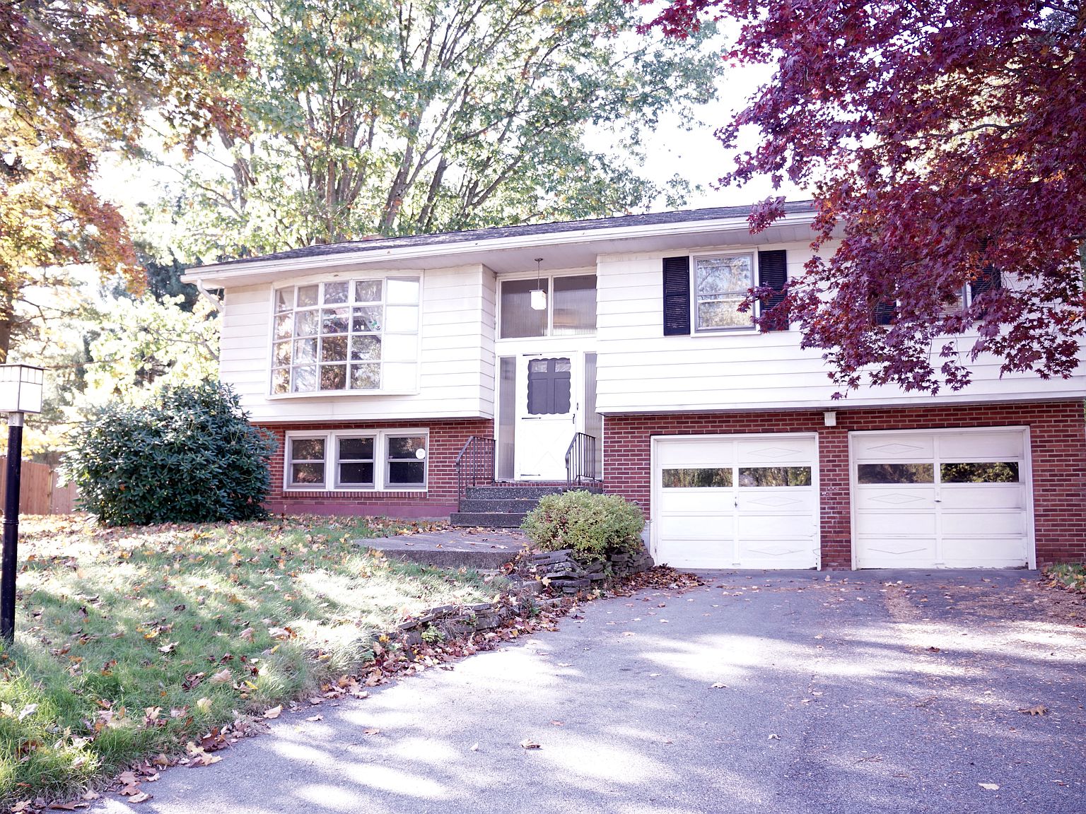 10 Farmingdale Rd, Latham, NY 12110 | Zillow