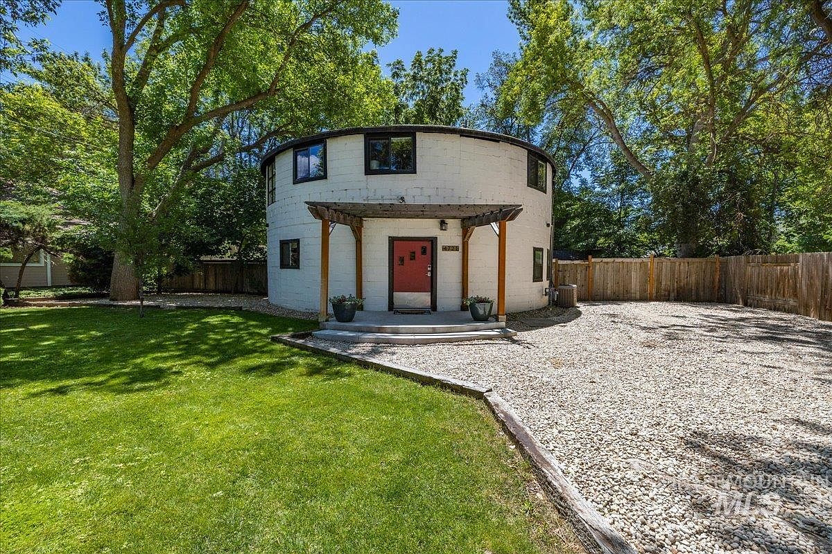 4721 W Rowell Dr, Boise, ID 83703 | Zillow