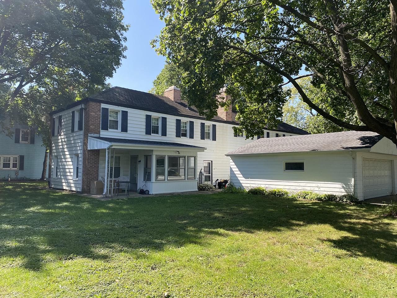 5589 Arbutus COURT UNIT 5591, Greendale, WI 53129 | Zillow