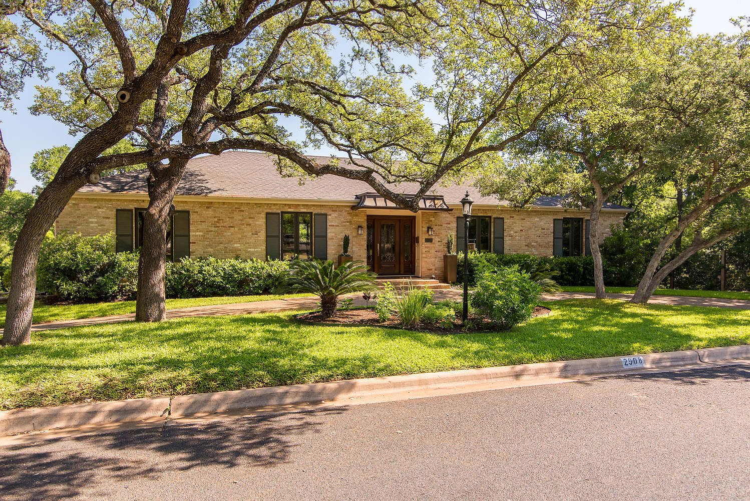 2908 Scenic Dr, Austin, TX 78703 | Zillow