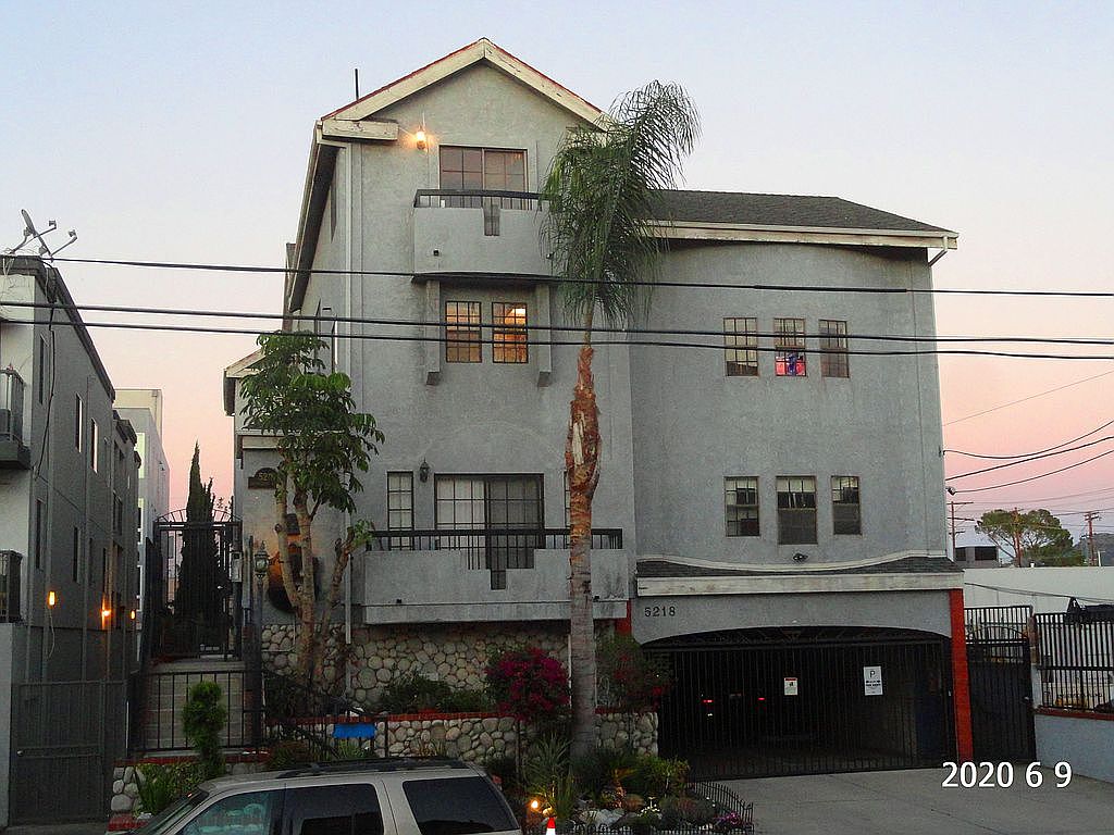 5218 Cartwright Ave APT 2, North Hollywood, CA 91601 | Zillow
