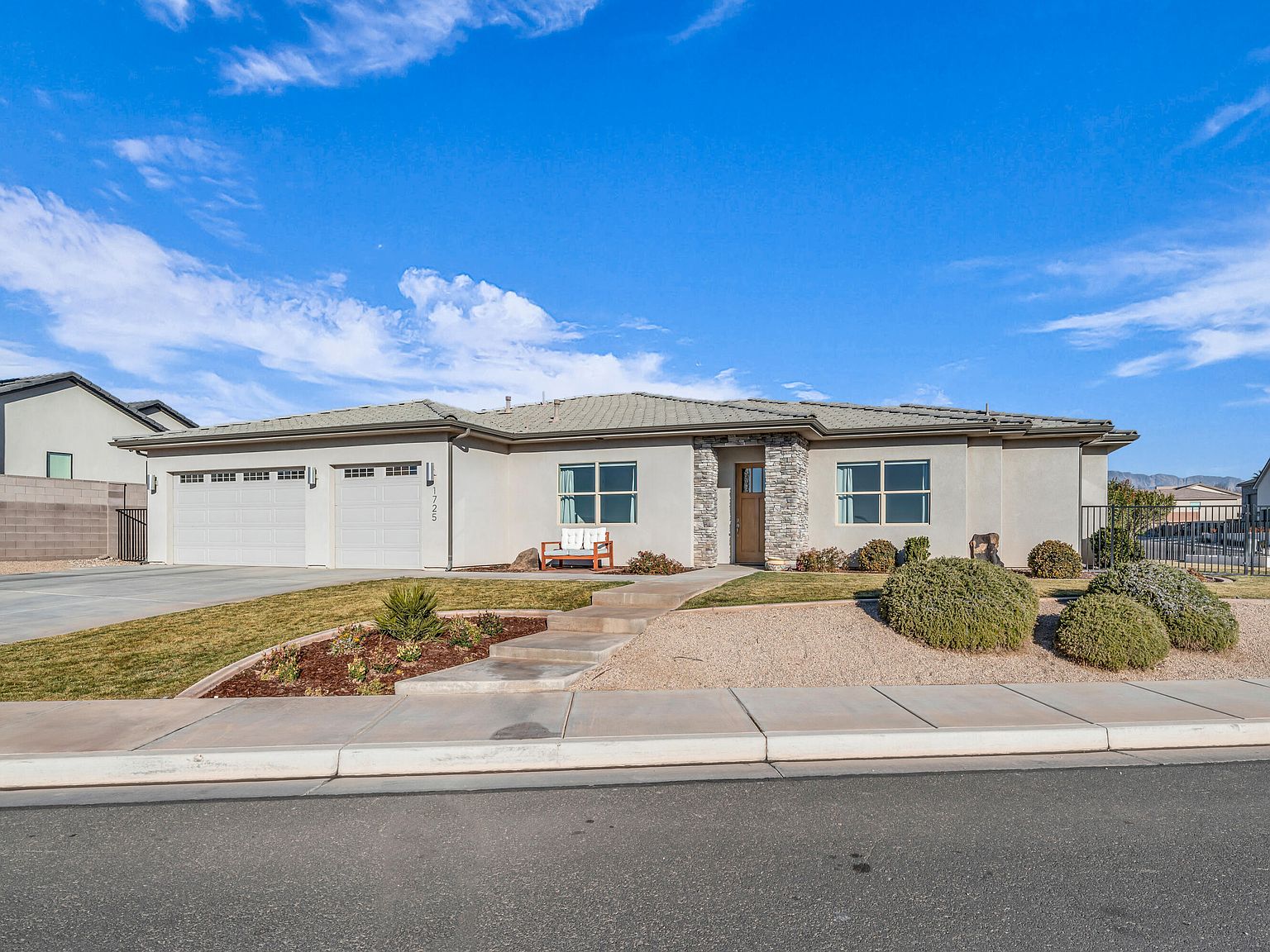 1725 E Howard Ln, St George, UT 84790 | MLS #25-257411 | Zillow