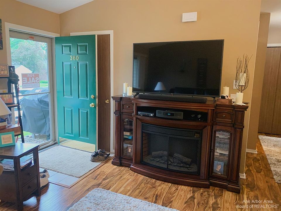 360 Spring Brooke Dr, Brighton, MI 48116 | Zillow