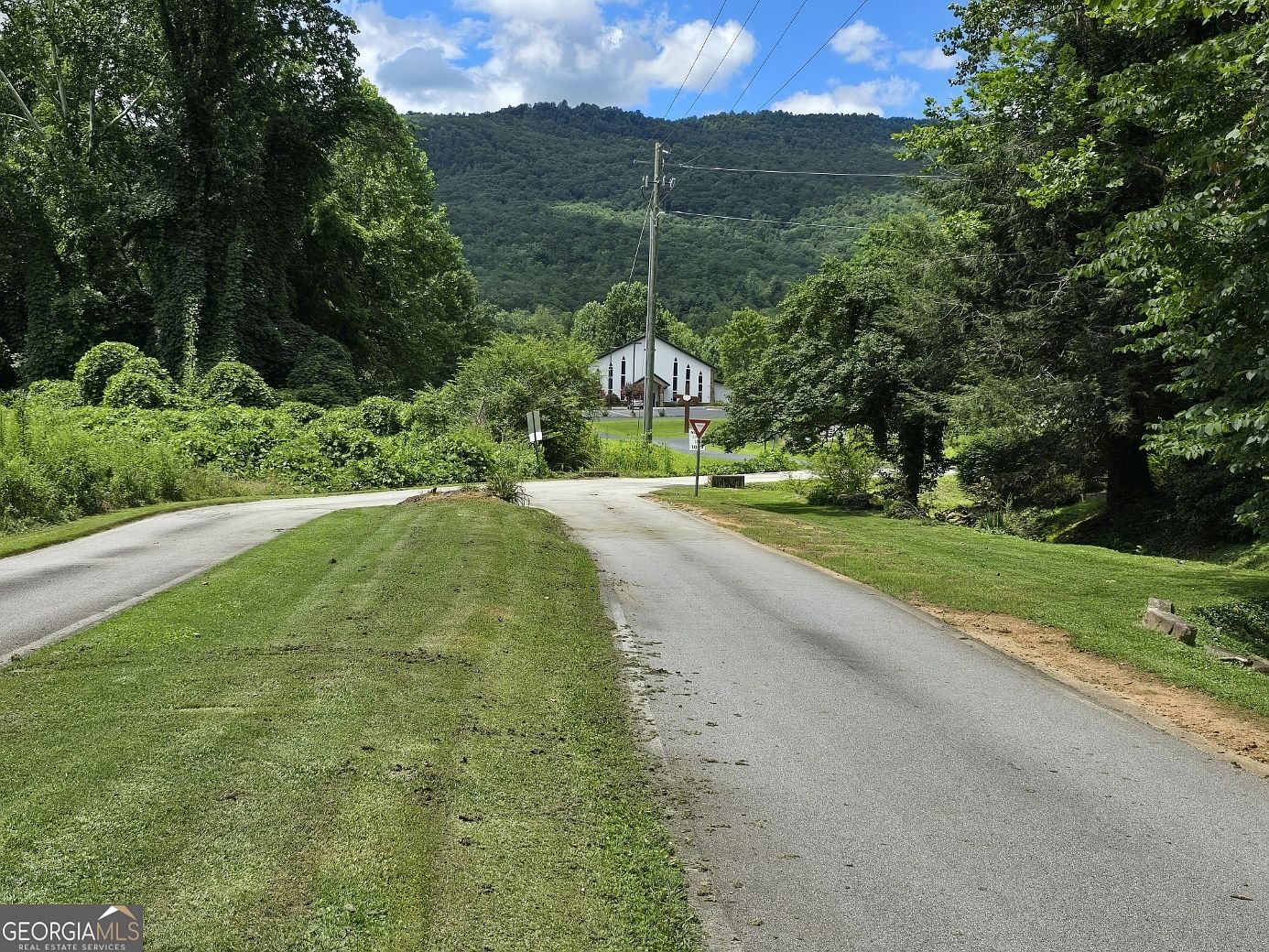 300 Ginger Creek Ln APT 303, Clayton, GA 30525 | MLS #10572820 | Zillow