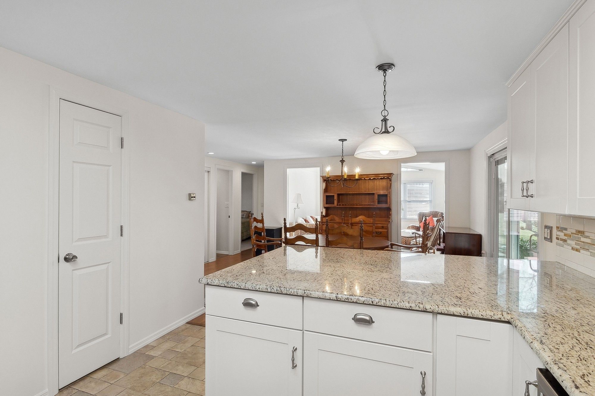 1661 Old Country Rd, Riverhead, NY 11901 | Out East