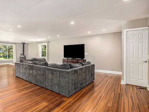 3350 S Latson Rd, Howell, MI 48843 | MLS #20240060508 | Zillow