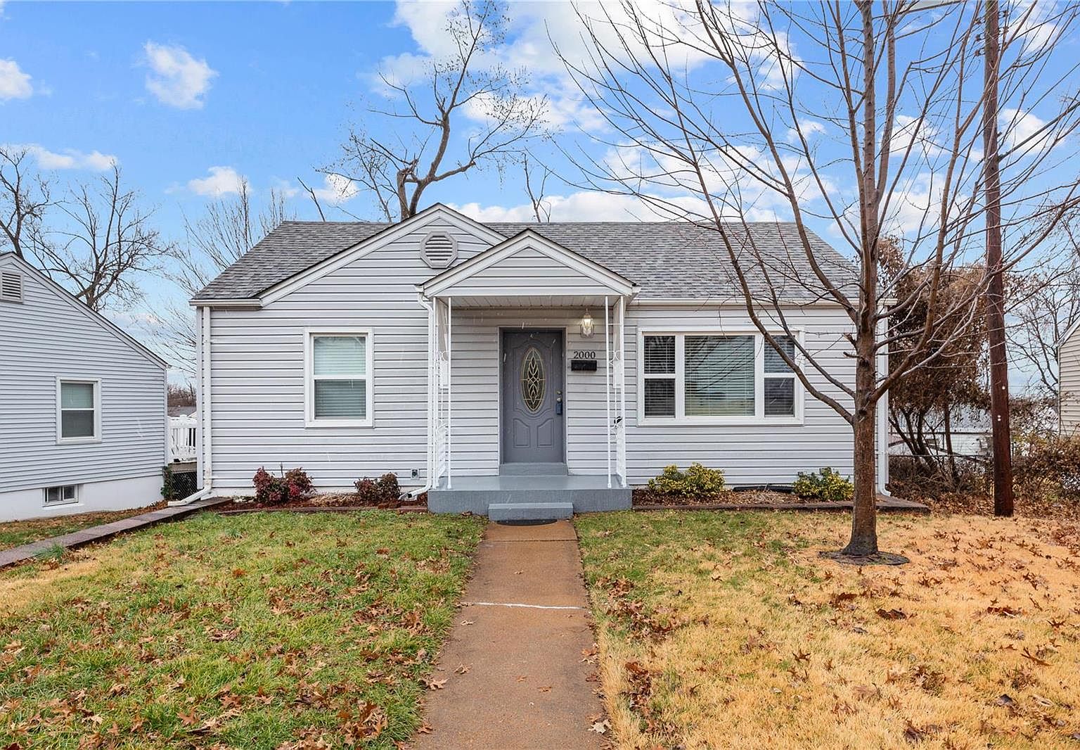 2000 Overland Dr, Saint Louis, MO 63114 | Zillow