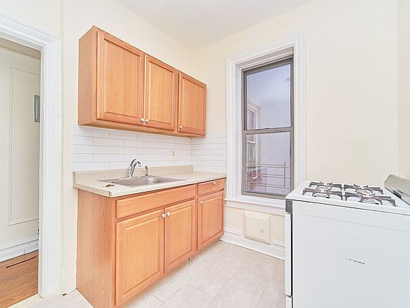 221 E 16th St APT 2C, Brooklyn, NY 11226 | Zillow