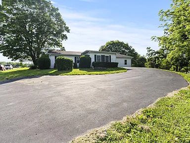 1205 Richmond Rd Paint Lick KY | Zillow