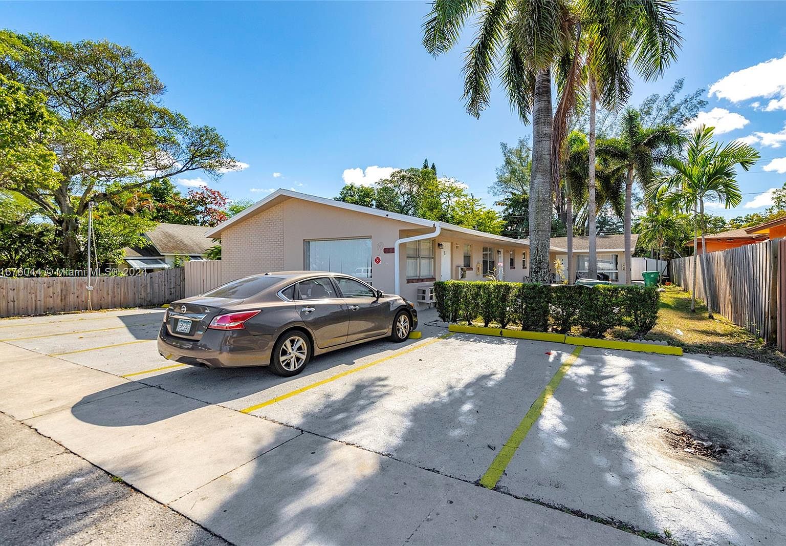 55 SW 13th St, Dania, FL 33004 | Zillow
