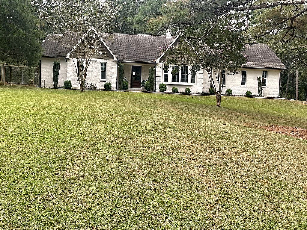 108 Devils Backbone, Saltillo, MS 38866 | Zillow