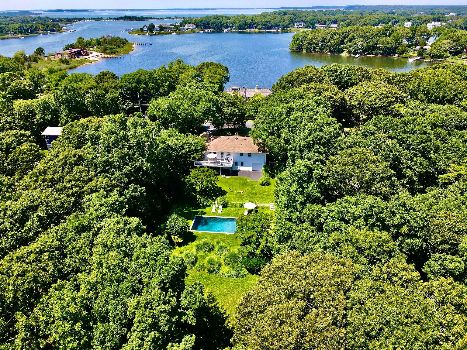 60 Bluff Point Rd, Sag Harbor, NY 11963 | MLS #367967 | Zillow
