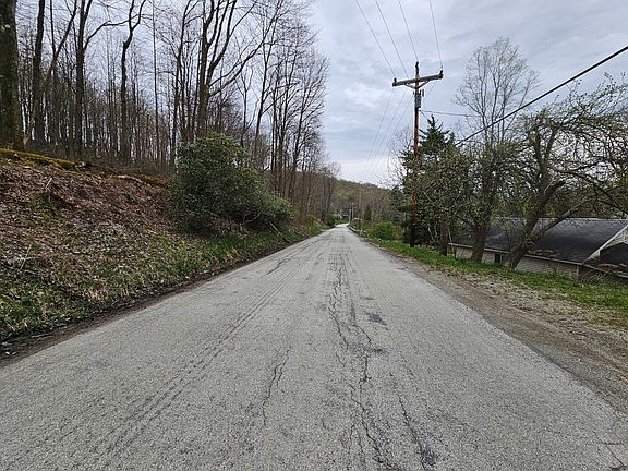 449 Maple Summit Rd, Mill Run, PA 15464 | Zillow