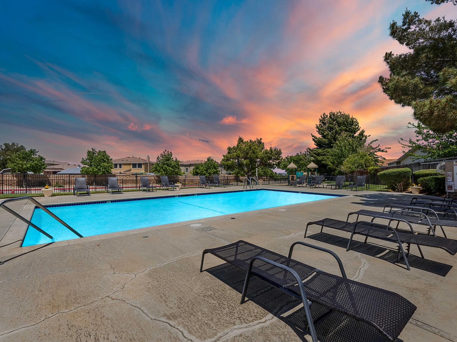 5200 Entrar Dr SPC 170, Palmdale, CA 93551 | Zillow