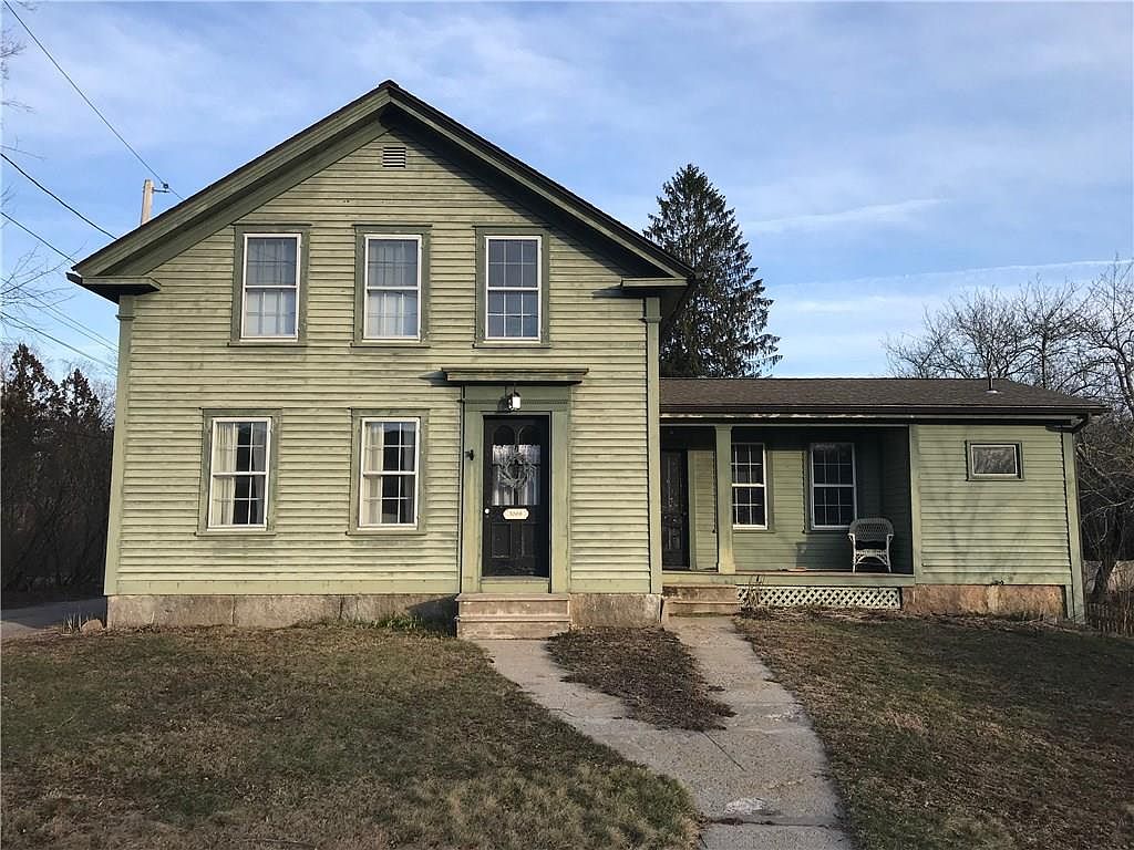 1008 Main St, Hope Valley, RI 02832 | Zillow