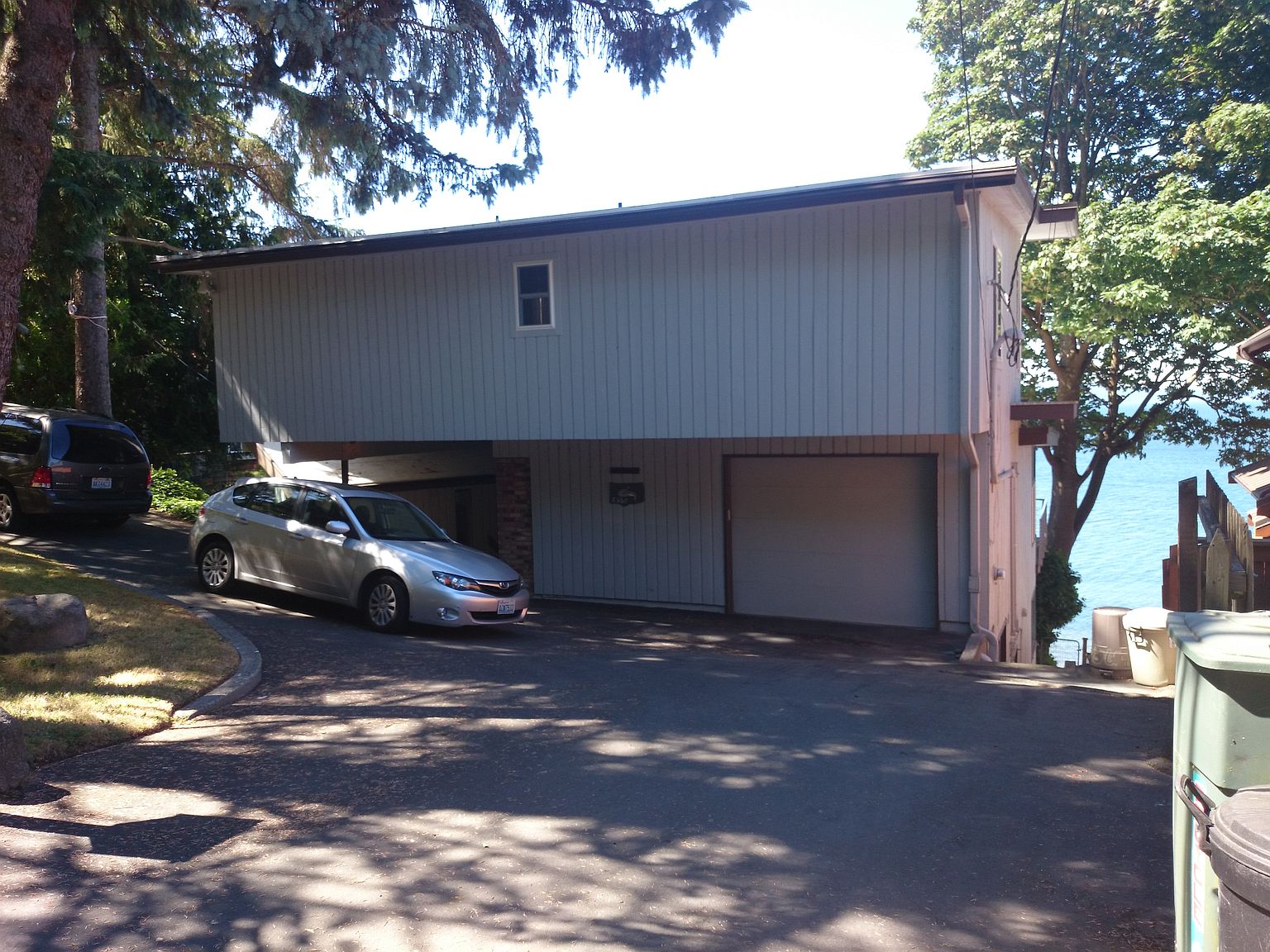 2557 Perkins Ln W, Seattle, WA 98199 | Zillow