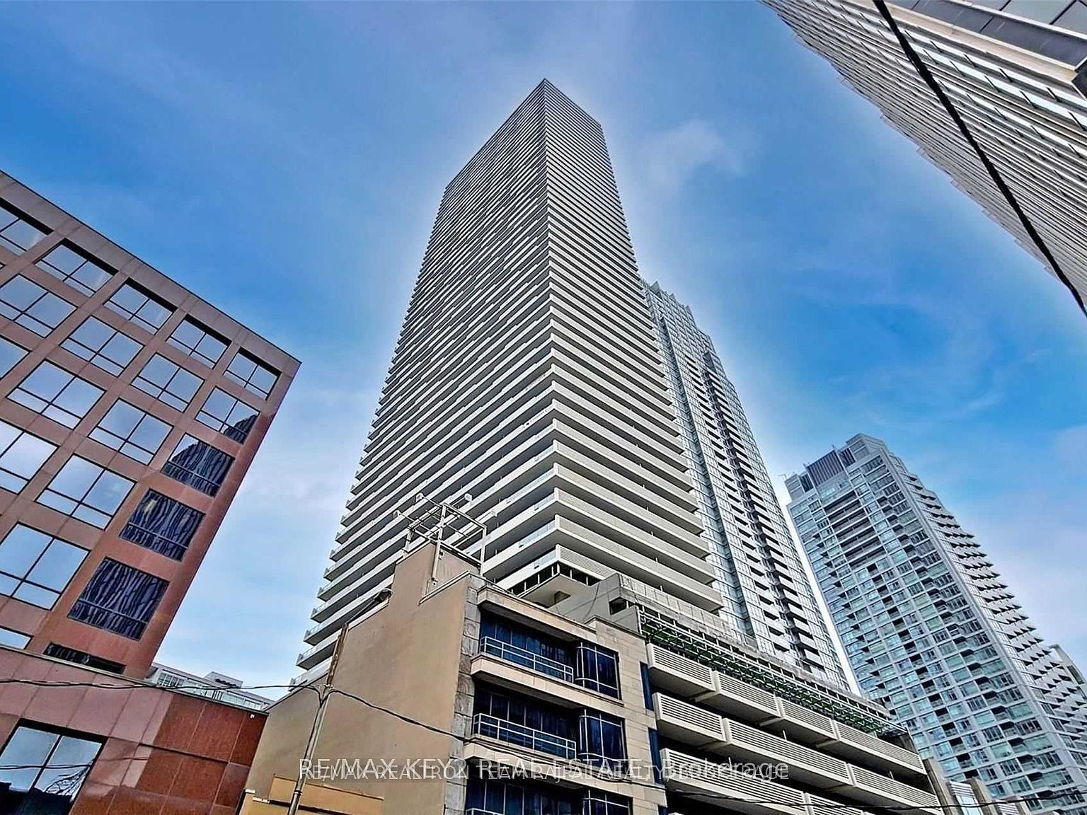 2221 Yonge St #5505-C10, Toronto, ON M4S 0B8 | Zillow