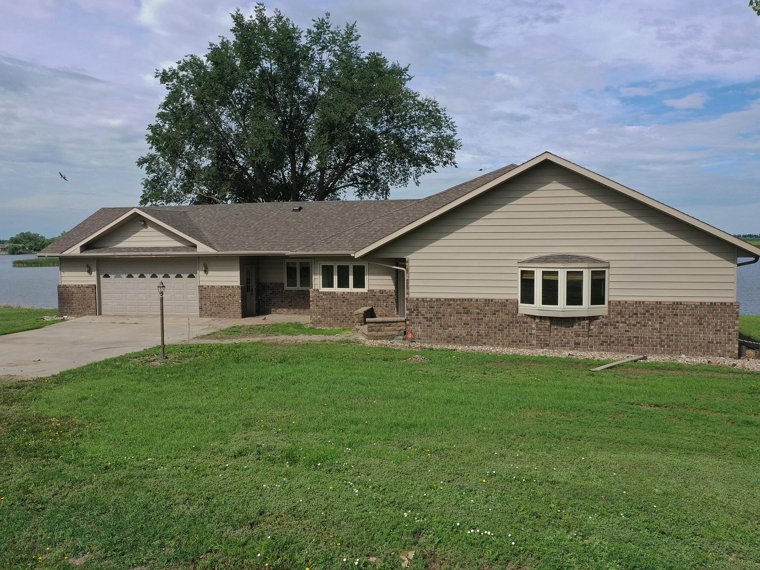 13170 N Sunrise Dr, Ipswich, SD 57451 | MLS #24-570 | Zillow