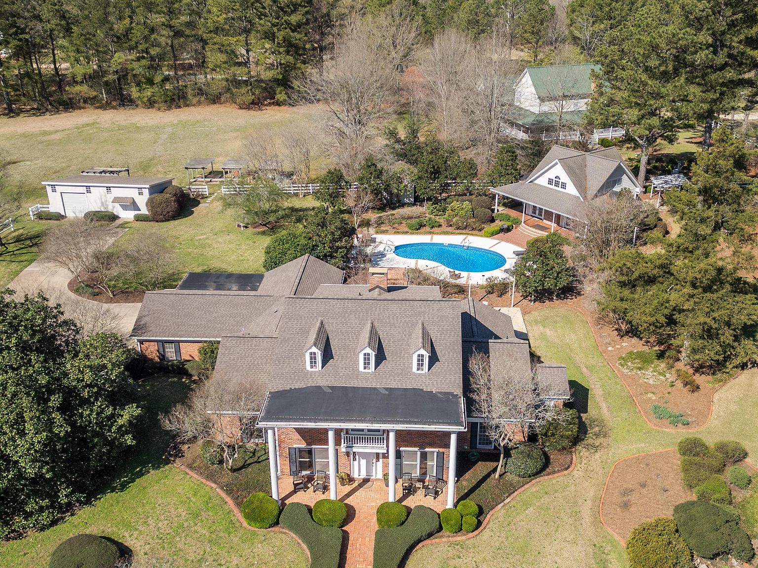 4300 S Montgomery St, Starkville, MS 39759 | MLS #25-631 | Zillow
