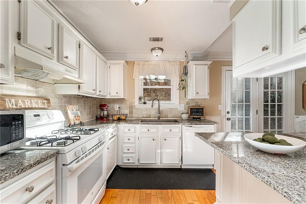 310 Knoll Ridge Ct, Alpharetta, GA 30022 | Zillow