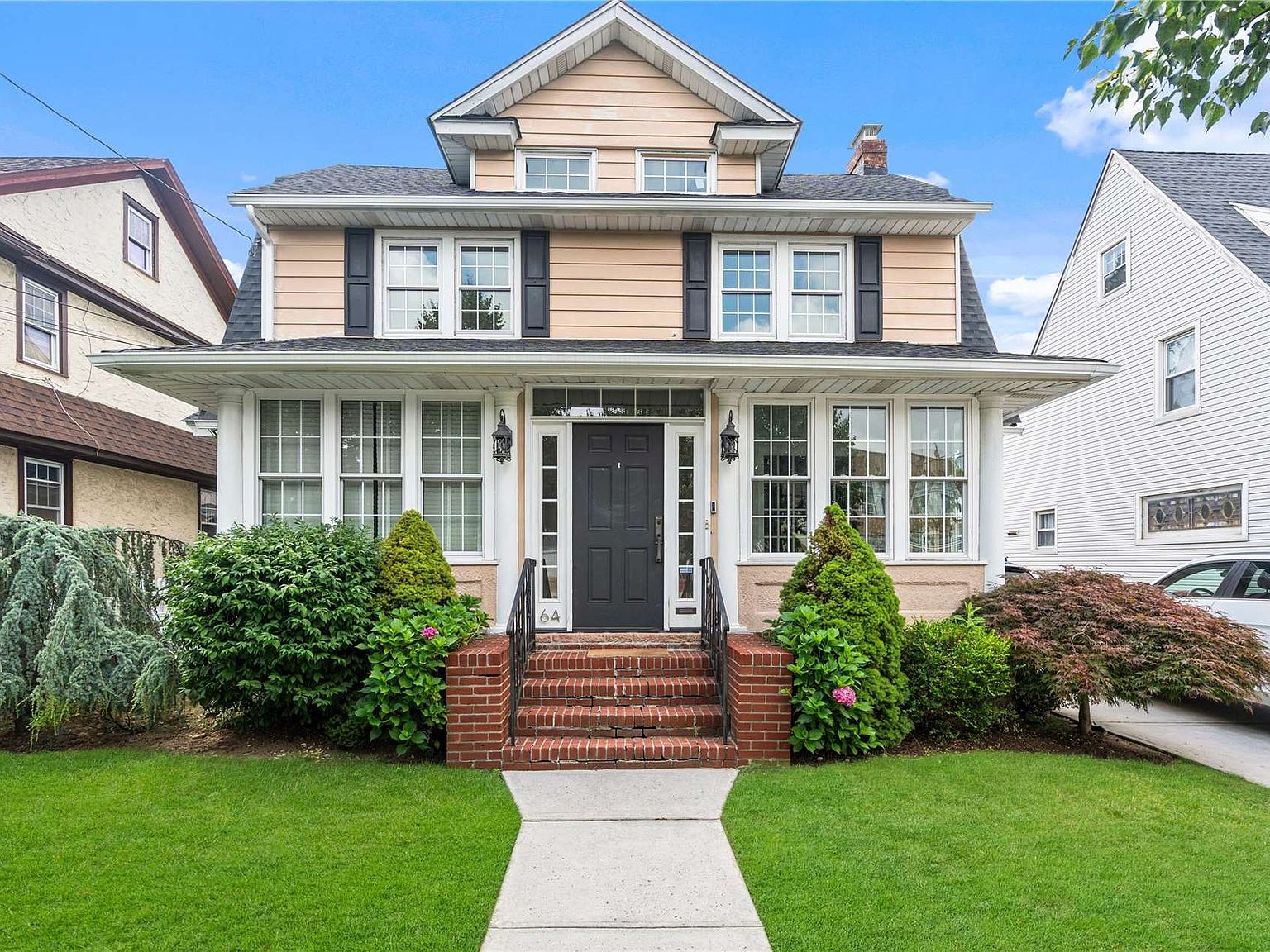 64 Manor Rd, Lynbrook, NY 11563 | Zillow