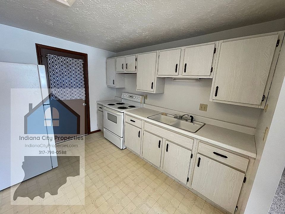 Home Avenue Apts - 569 S Home Ave Martinsville IN | Zillow