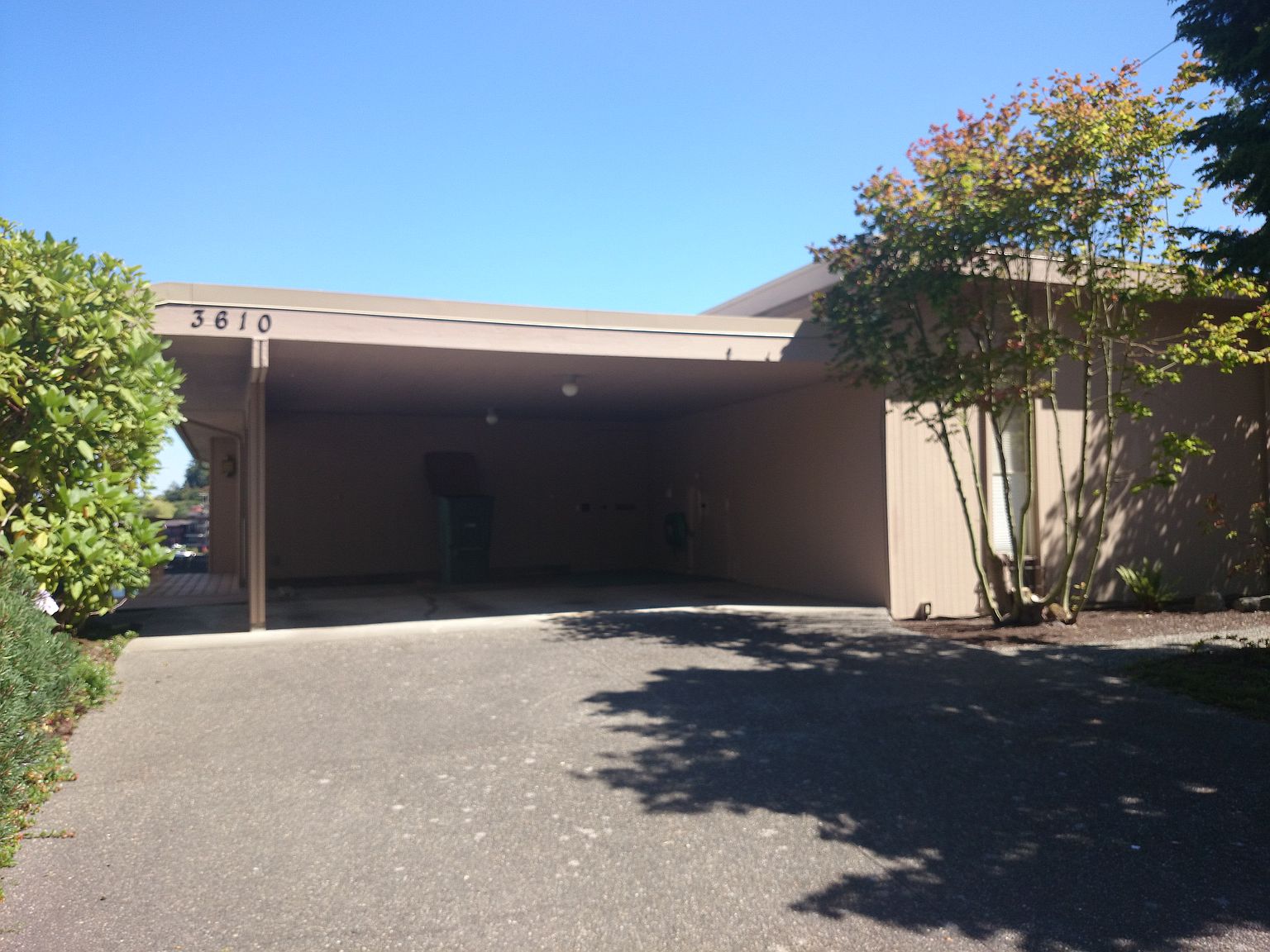 3610 W Commodore Way, Seattle, WA 98199 | Zillow