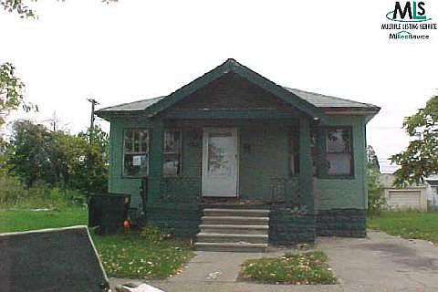 17208 Charest St, Hamtramck, MI 48212 | Zillow