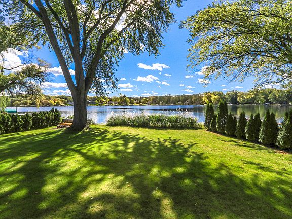 W1473 N Blue Spring Lake Dr, Palmyra, WI 53156 | MLS #1713206 | Zillow